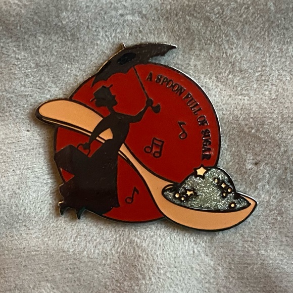 Disney | Jewelry | Walt Disney Marry Poppins Movie 202 Lanyard Pin ...